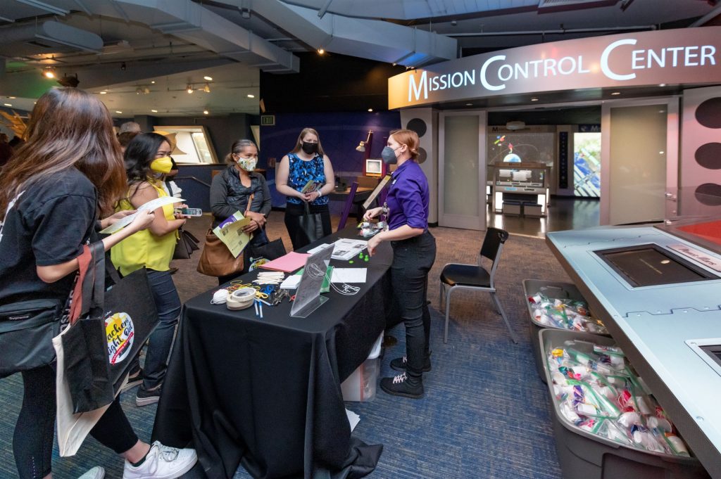 Career Opportunities - Discovery Cube